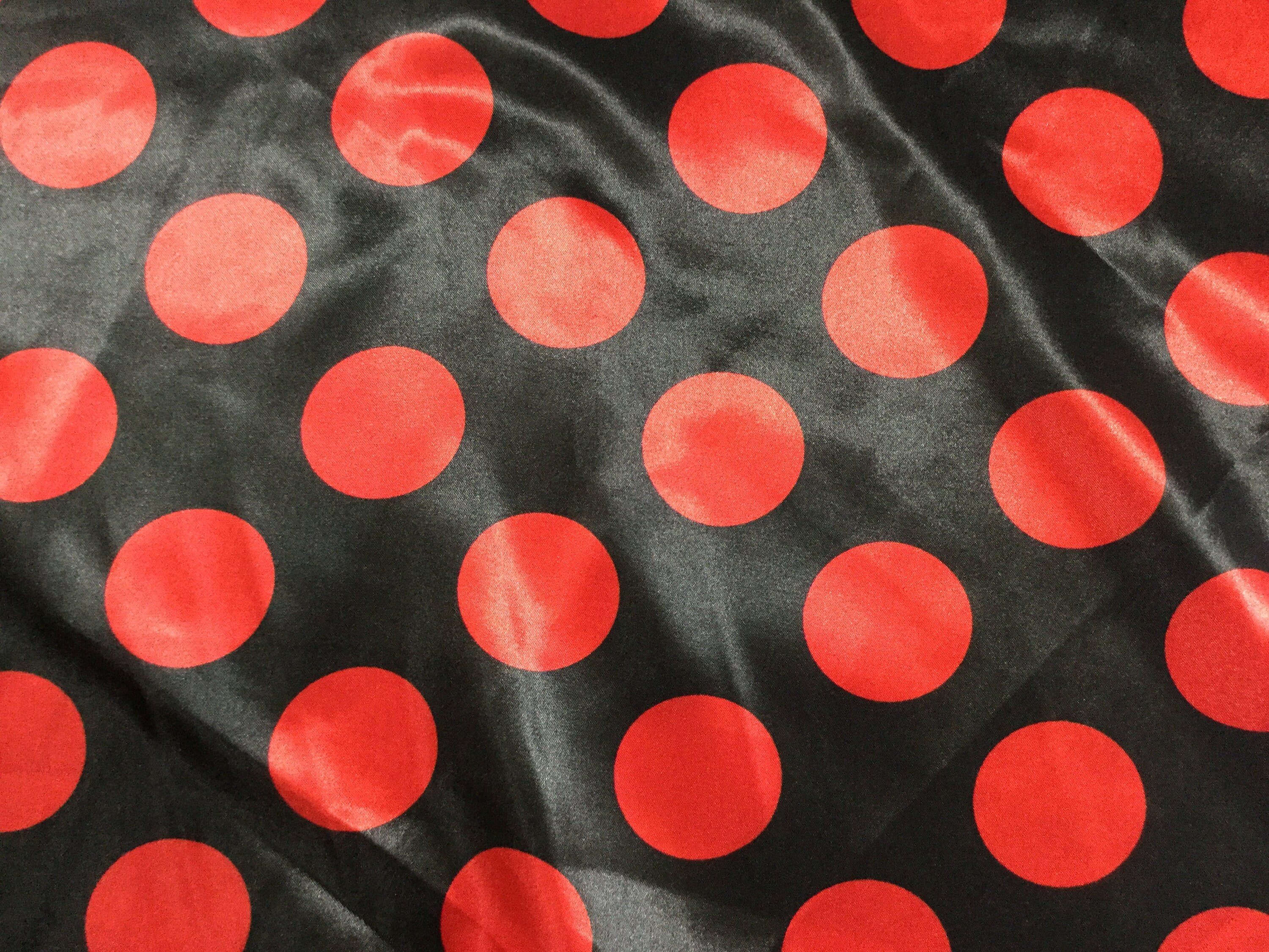 Rojo sobre Negro Polka Dots Faux Silk Charmeuse Satin Fabric - Etsy México