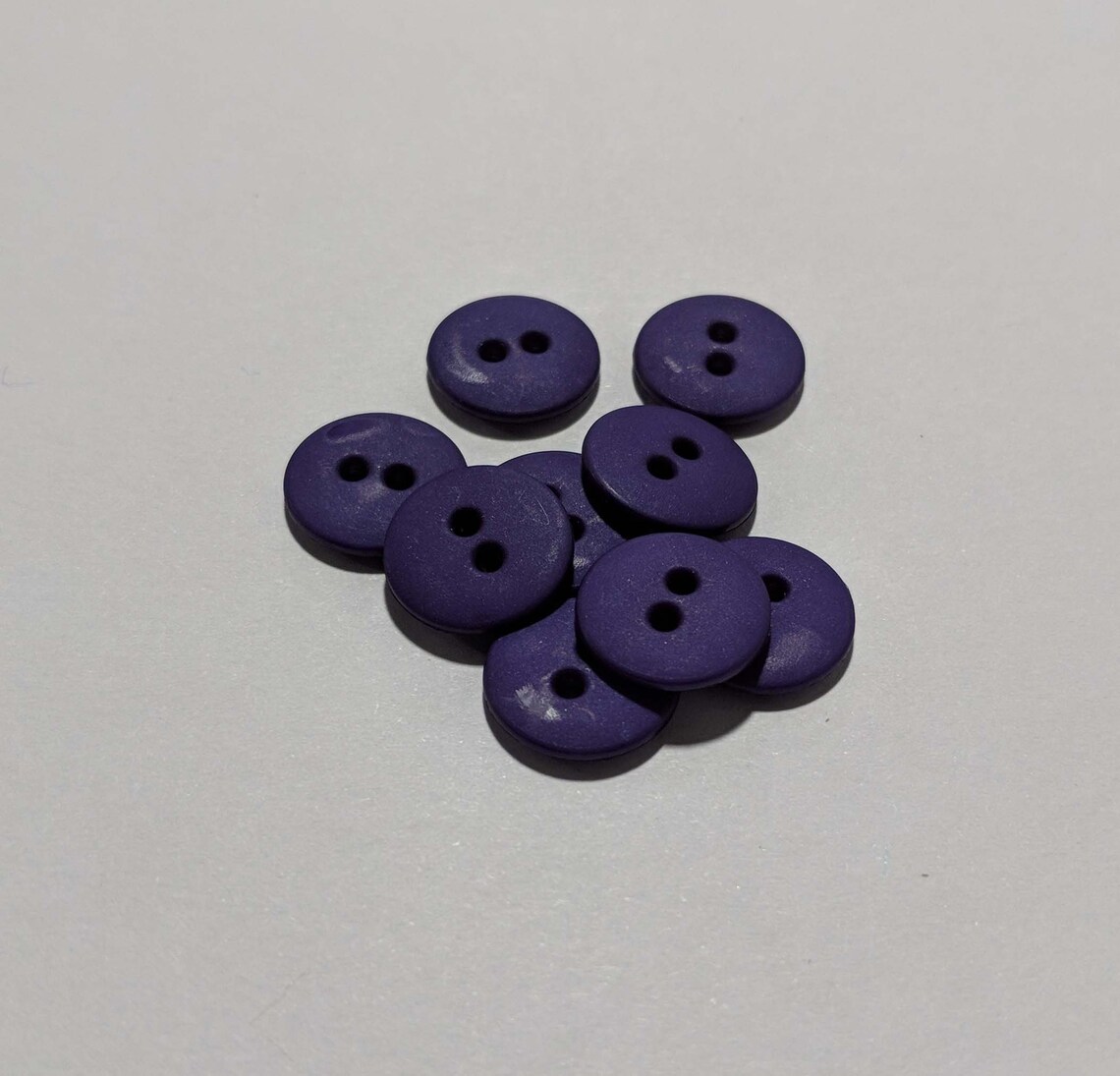 Purple Round 2 Hole Plastic Button 13mm / 1/2 Inch Dill - Etsy