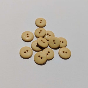 Pale Yellow Round 2 Hole Plastic Button - 15mm / 5/8 Inch - Dill ...