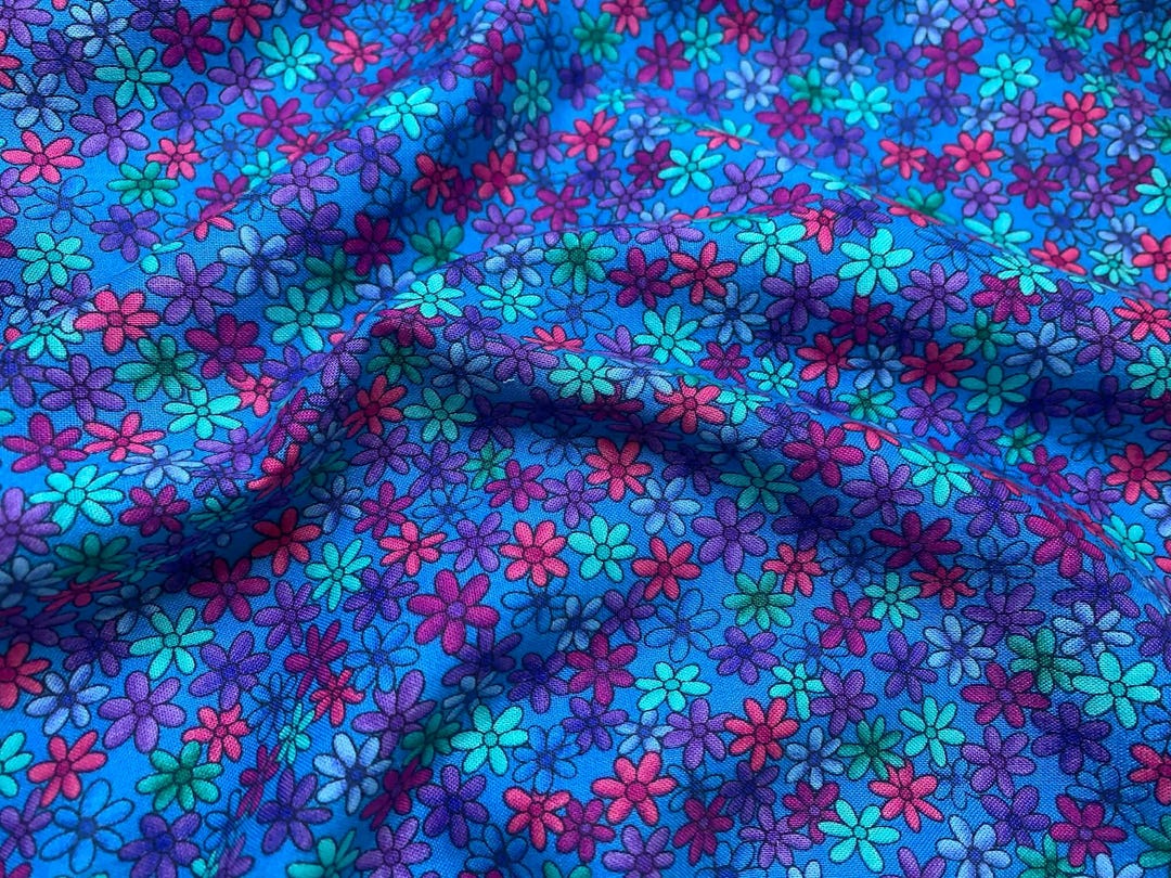 Fun Daisies Flowers Cotton Fabric Vintage 90's OOP Gardening Gals by ...