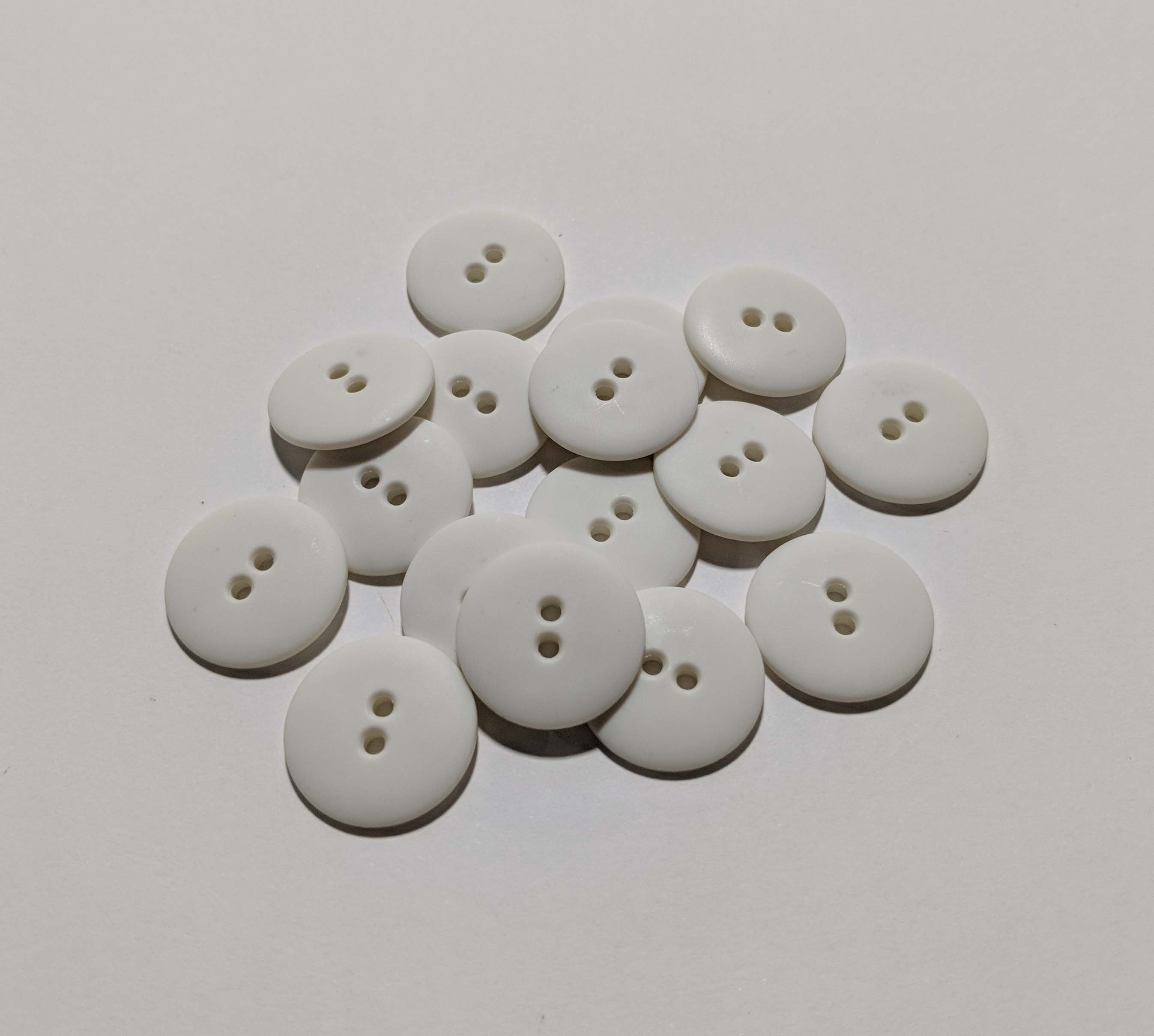 Off White Round 2 Hole Plastic Button 20mm / 3/4 Inch Dill Buttons Set ...