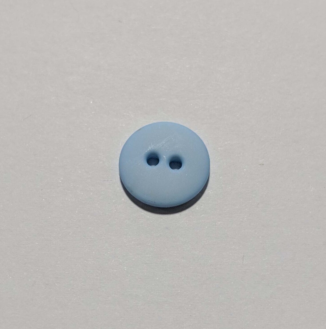 Light Blue Round 2 Hole Plastic Button 13mm / 1/2 Inch - Etsy