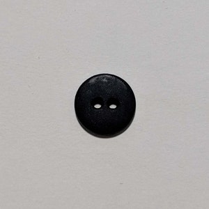 Navy Blue Round 2 Hole Plastic Button - 13mm / 1/2 Inch - Dill Buttons ...