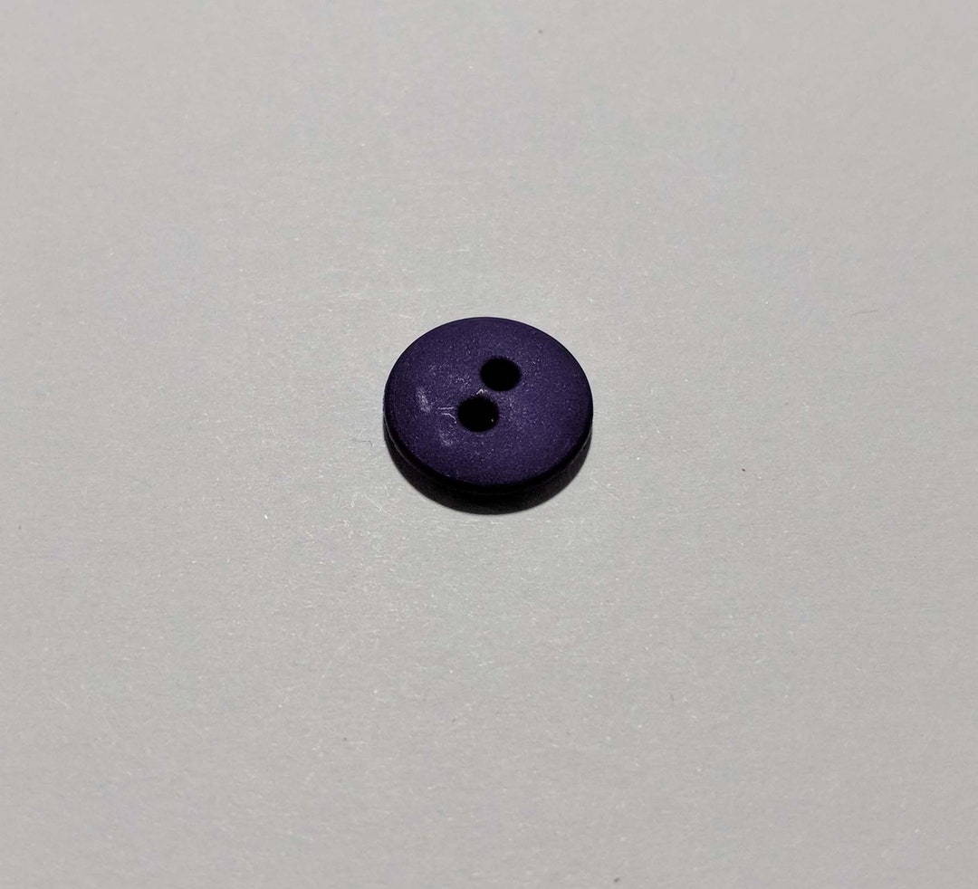 Purple Round 2 Hole Plastic Button - 13mm / 1/2 Inch - Dill Buttons ...