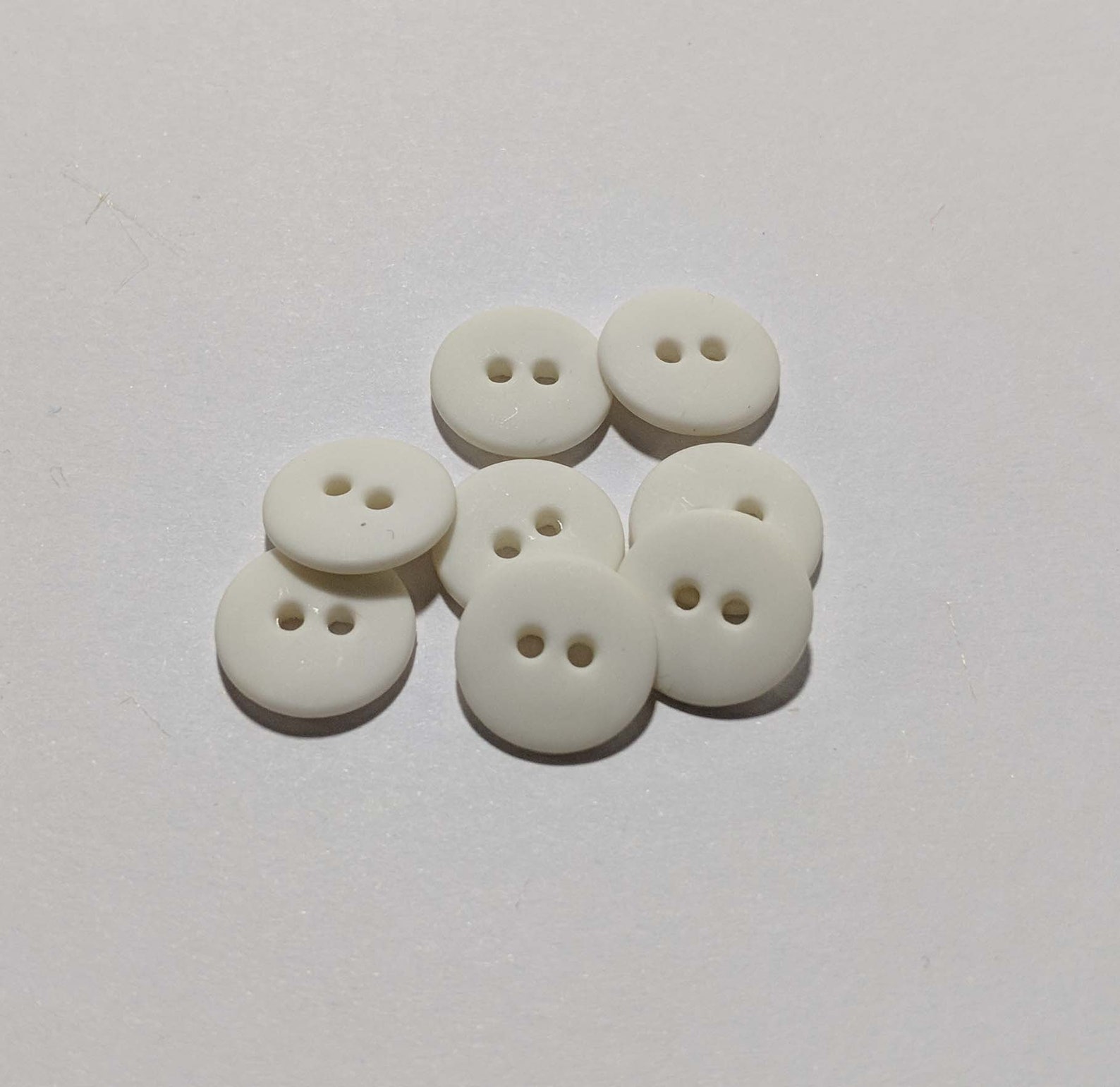 Off White Round 2 Hole Plastic Button 13mm / 1/2 Inch Dill | Etsy