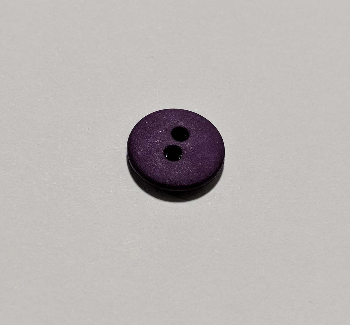 Eggplant Purple Round 2 Hole Plastic Button 13mm / 1/2 Inch - Etsy