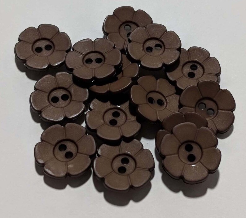 Dark Brown Daisy Flower Plastic Button 15mm / 5/8 Inch - Etsy