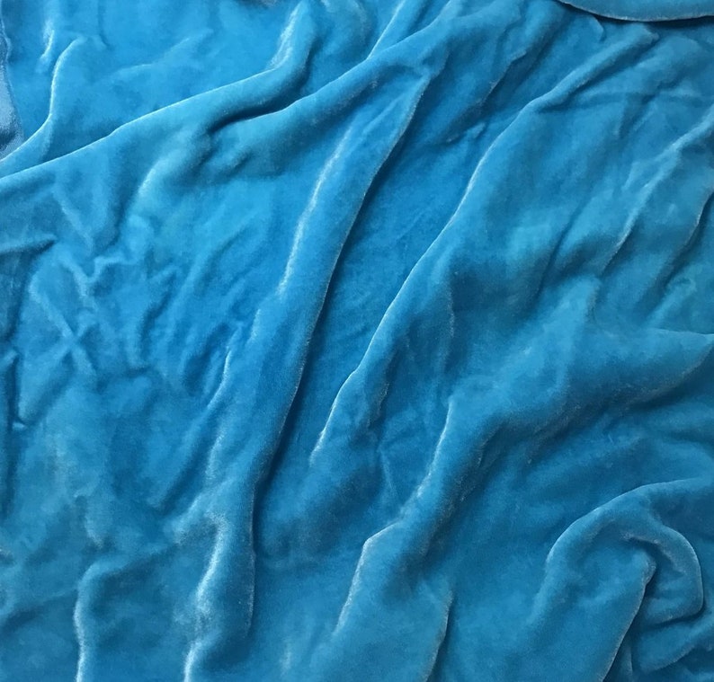 TURQUOISE BLUE Hand Dyed Silk Velvet Fabric - Etsy