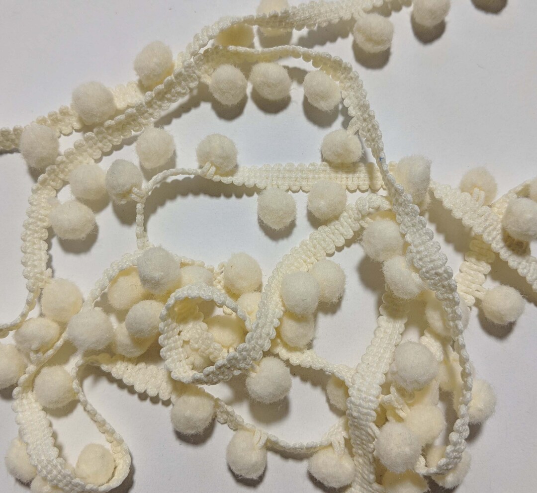 IVORY French Pom Pom Trim (3/4" Wide) - Etsy