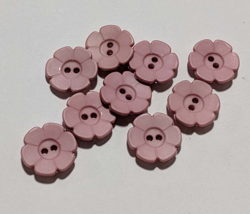 Dusty Pink Daisy Flower Plastic Button 15mm / 5/8 Inch - Etsy