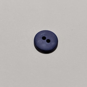 Dusty Blue Round 2 Hole Plastic Button - 15mm / 5/8 Inch - Dill Buttons ...