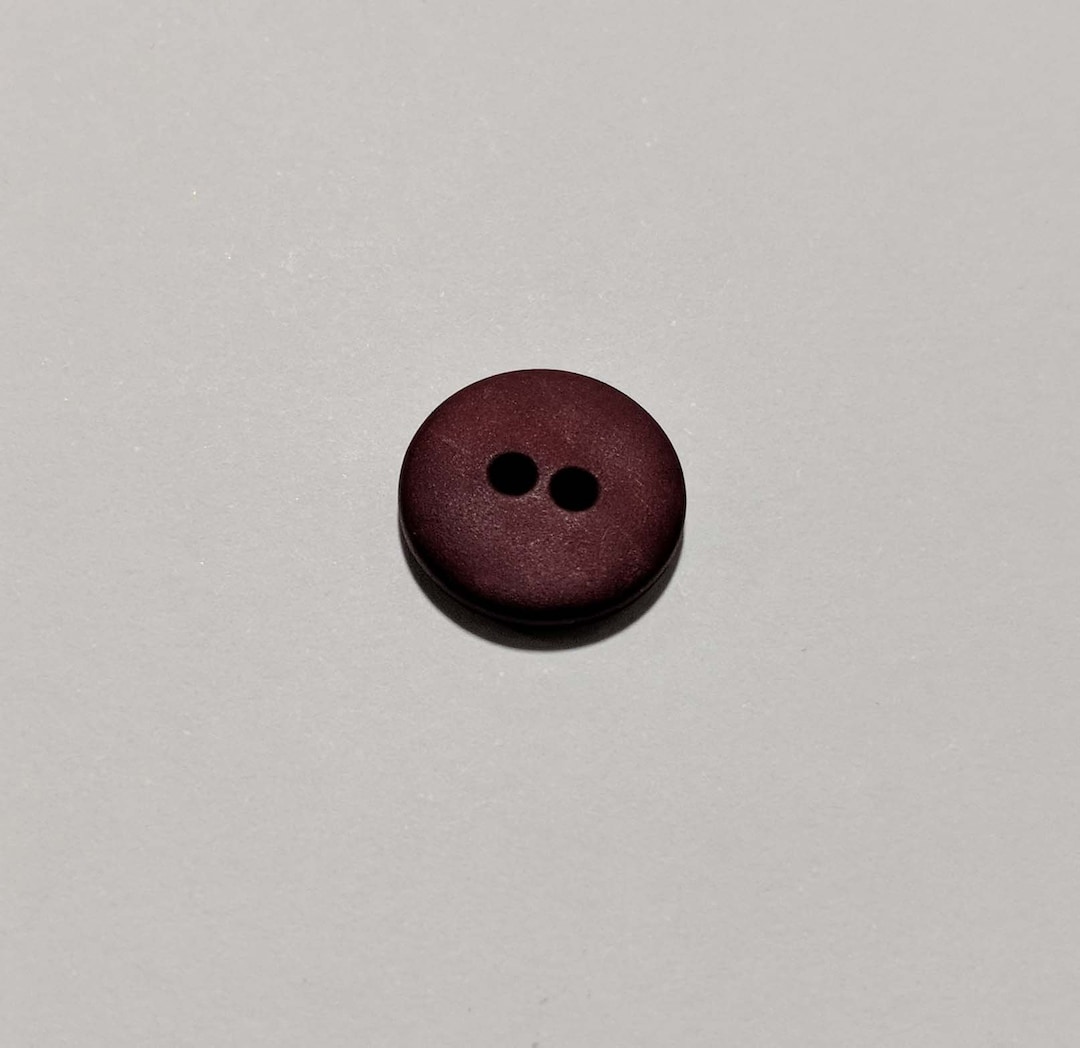 Burgundy Red Round 2 Hole Plastic Button - 15mm / 5/8 Inch - Dill ...
