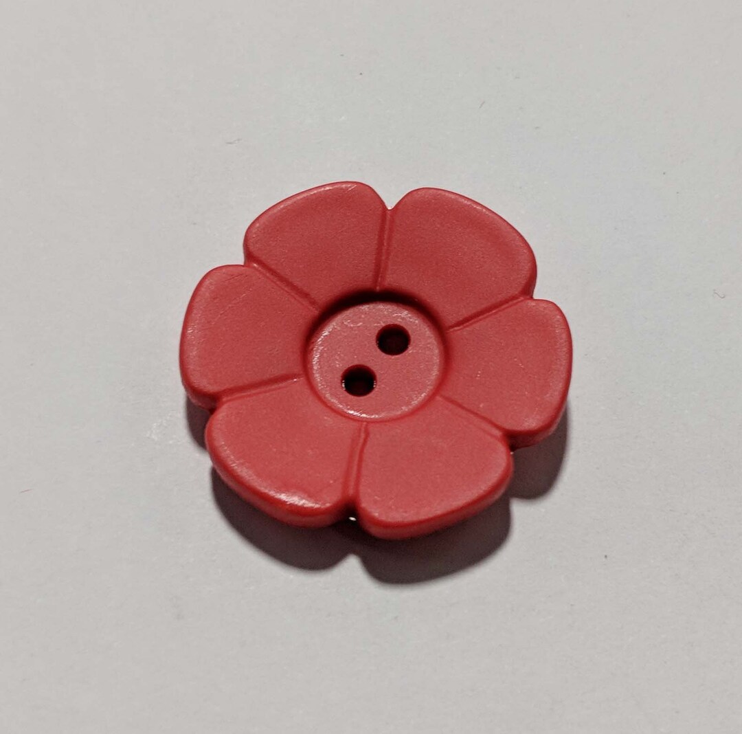 Daisy Bright Red Flower Plastic Button - 28mm / 1 1/8 Inch - Dill ...