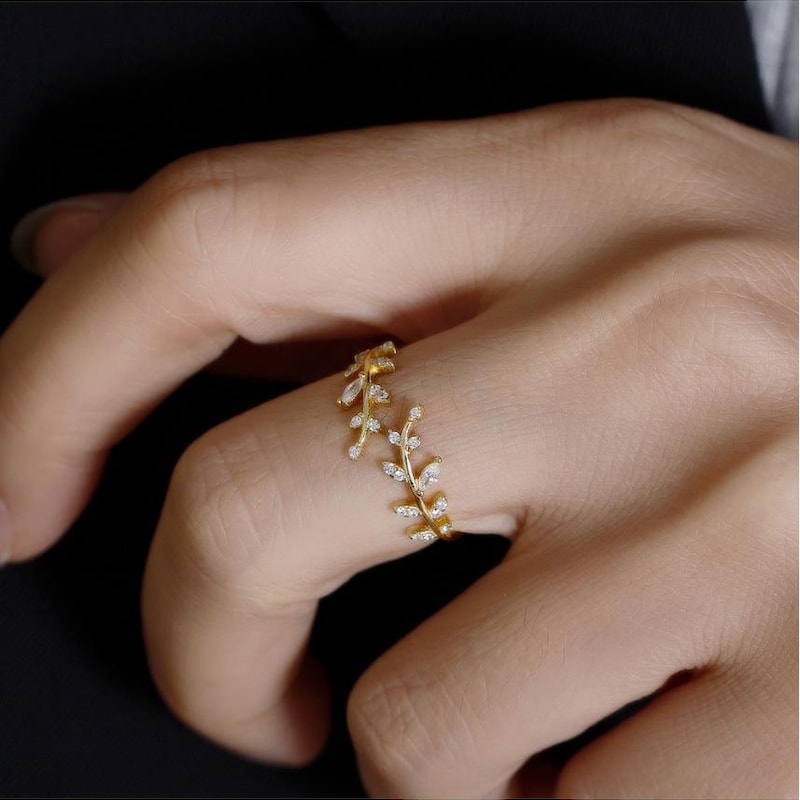 Laurel Leaf Ring - Etsy