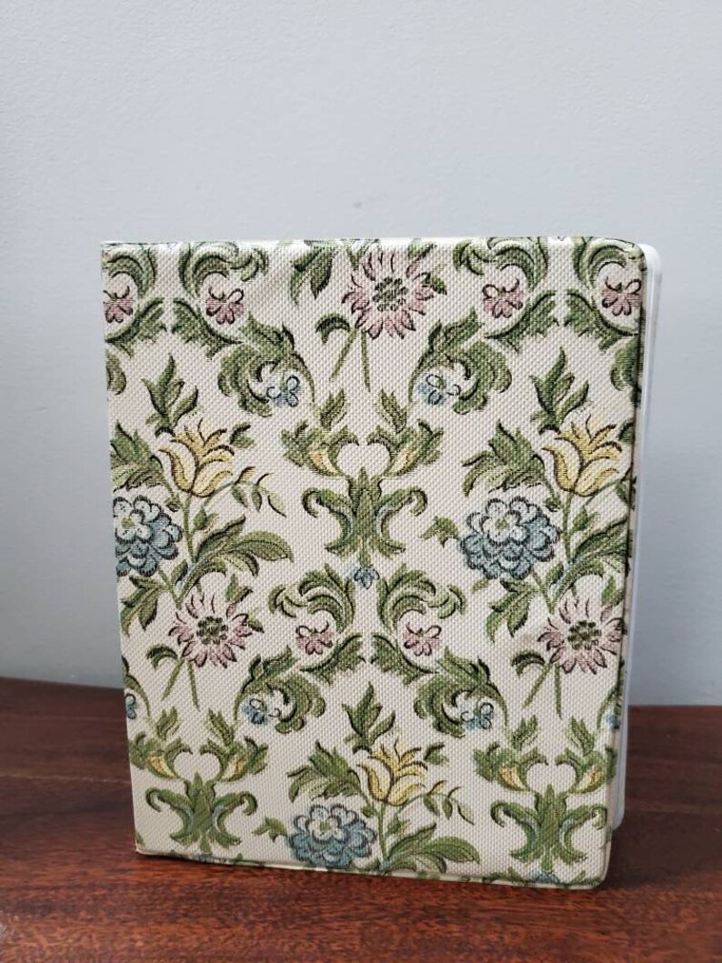 Vintage Sewing Pattern Holder Holds 12 Patterns - Etsy