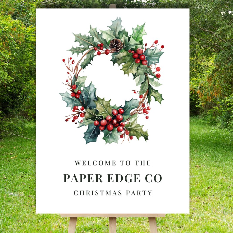 Printable Christmas Welcome Sign, Simple Holly Wreath Sign for ...