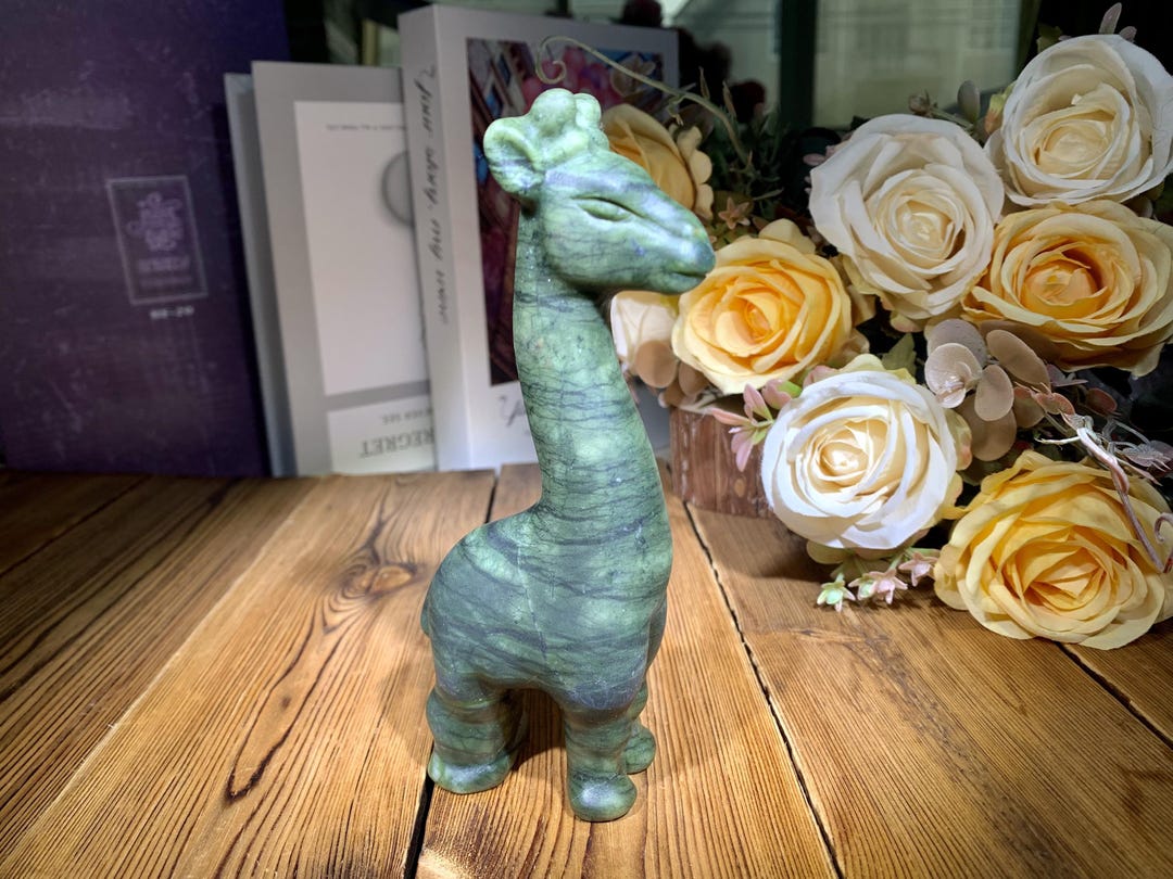 6 Inches Large Crystal Giraffe Carving, Hand Carved Green Jade Quartz ...