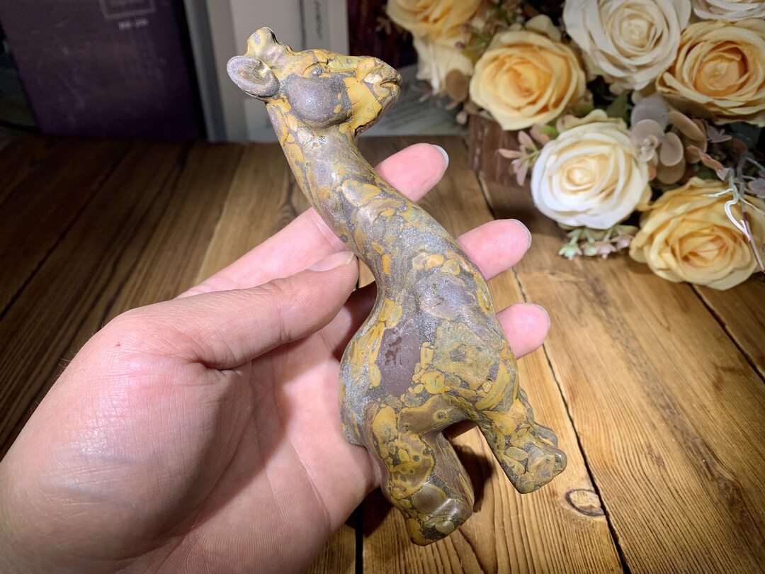 6 Inches Large Crystal Giraffe Carving, Hand Carved Gemstone Quartz ...