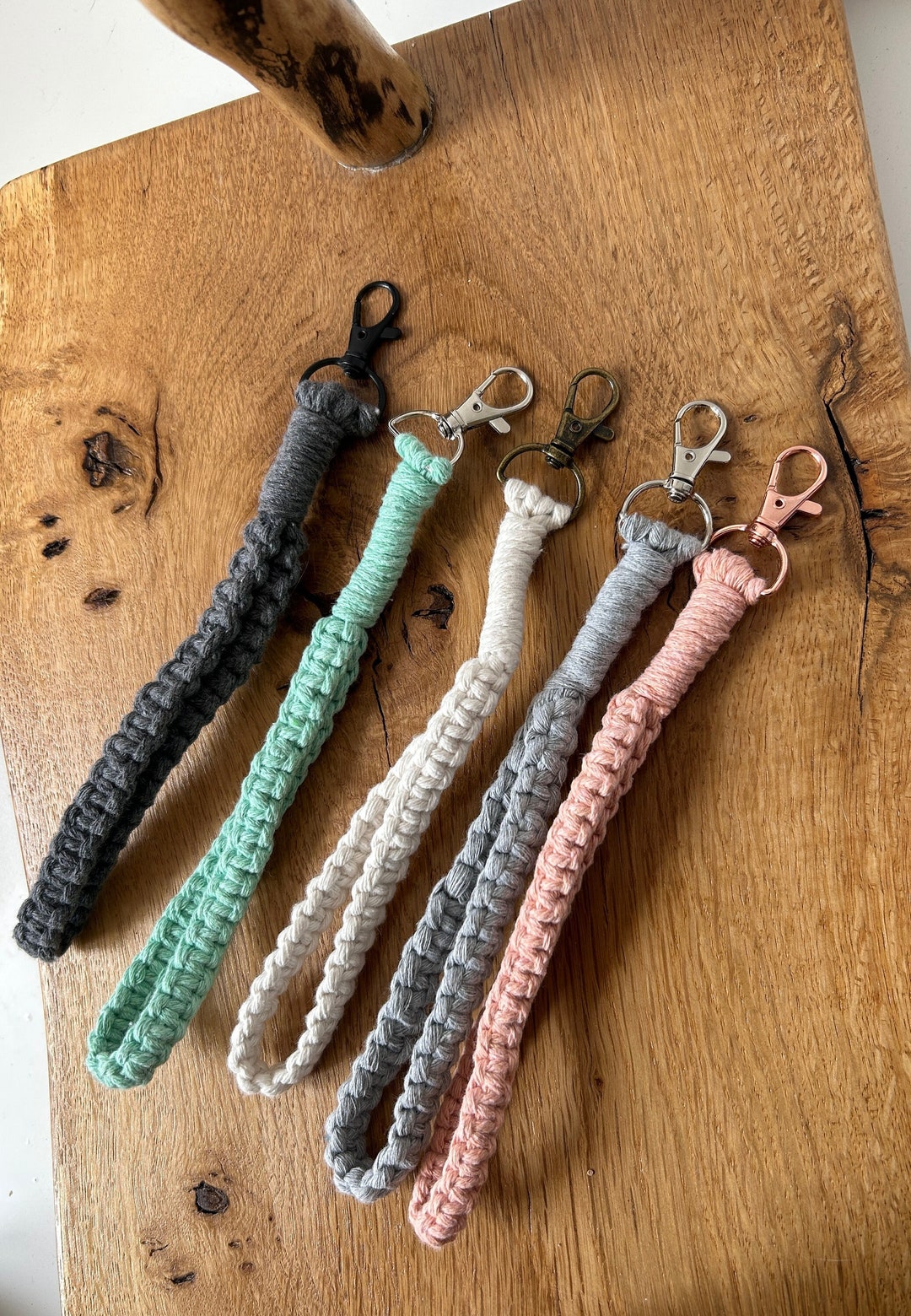 Macramé Key Ring, Macramé Wrist Strap, Wrist Key Ring - Etsy