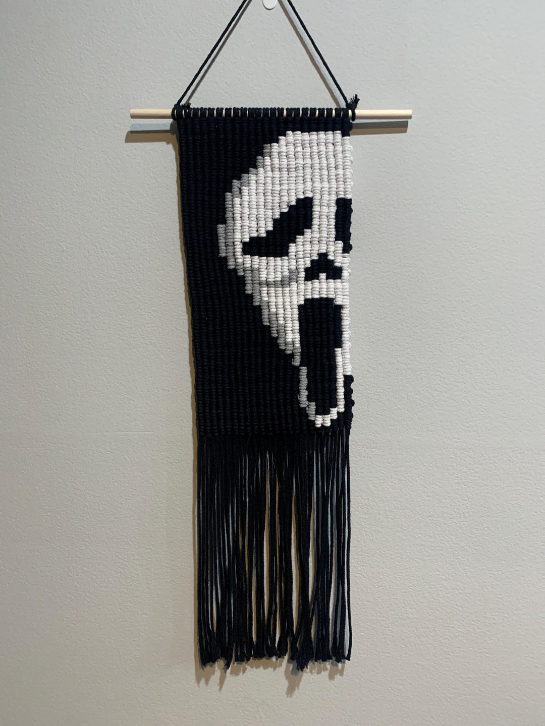 Screamface Halloween Macrame Wall Hanging, Ghostface, Ghostface Fan ...