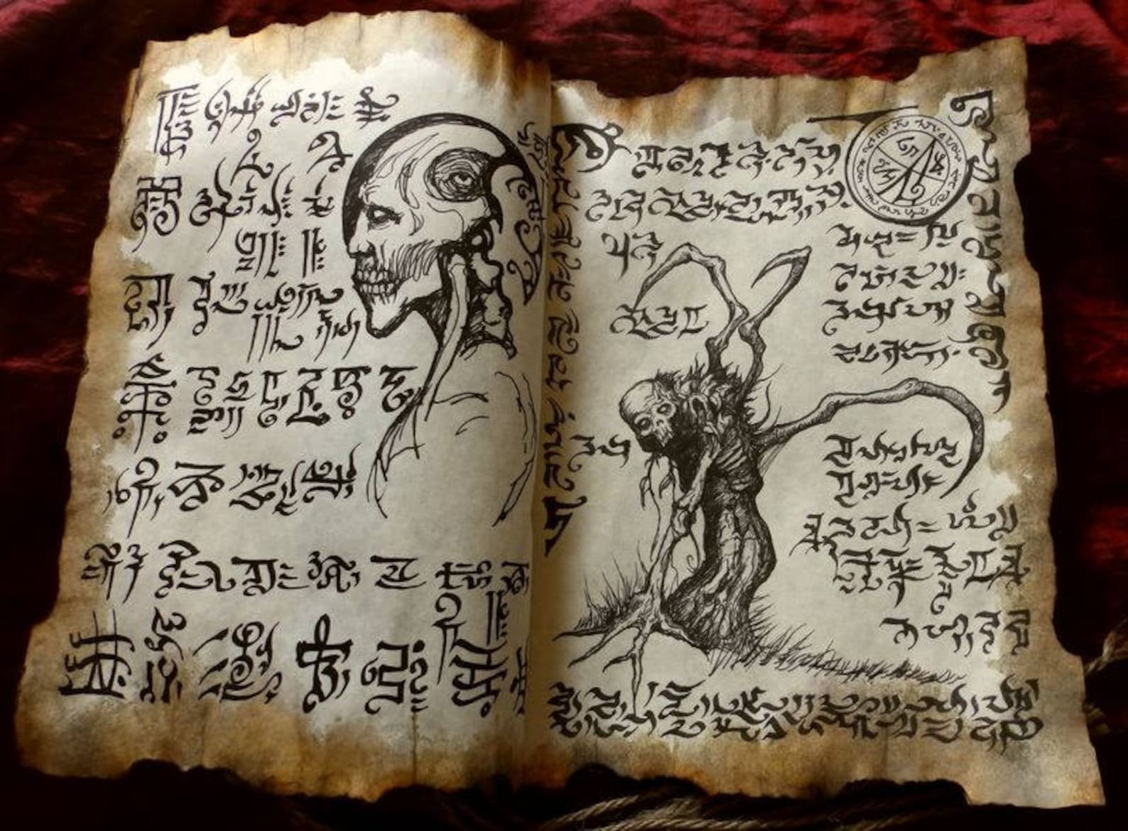 NECROMANCER Tome Fragment Necronomicon Cthulhu Larp Prop Lovecraft ...