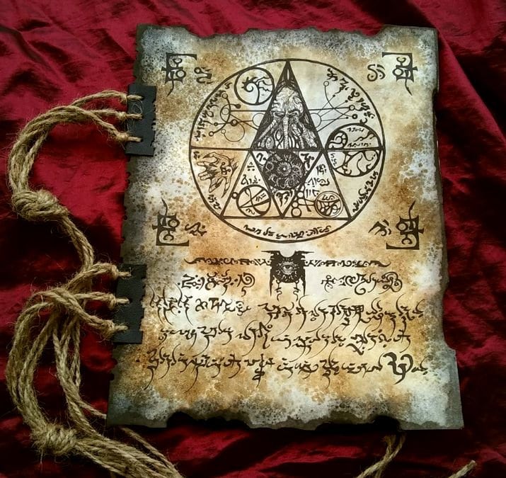 RLYEH TEXT Tome Fragment Necronomicon Cthulhu Larp Prop - Etsy