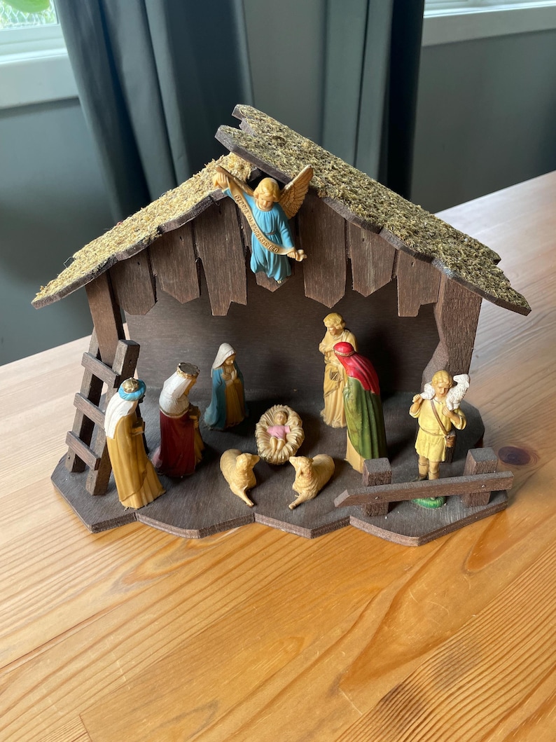 Vintage Light-up Nativity Set - Illuminated Christmas Decor, Wooden ...