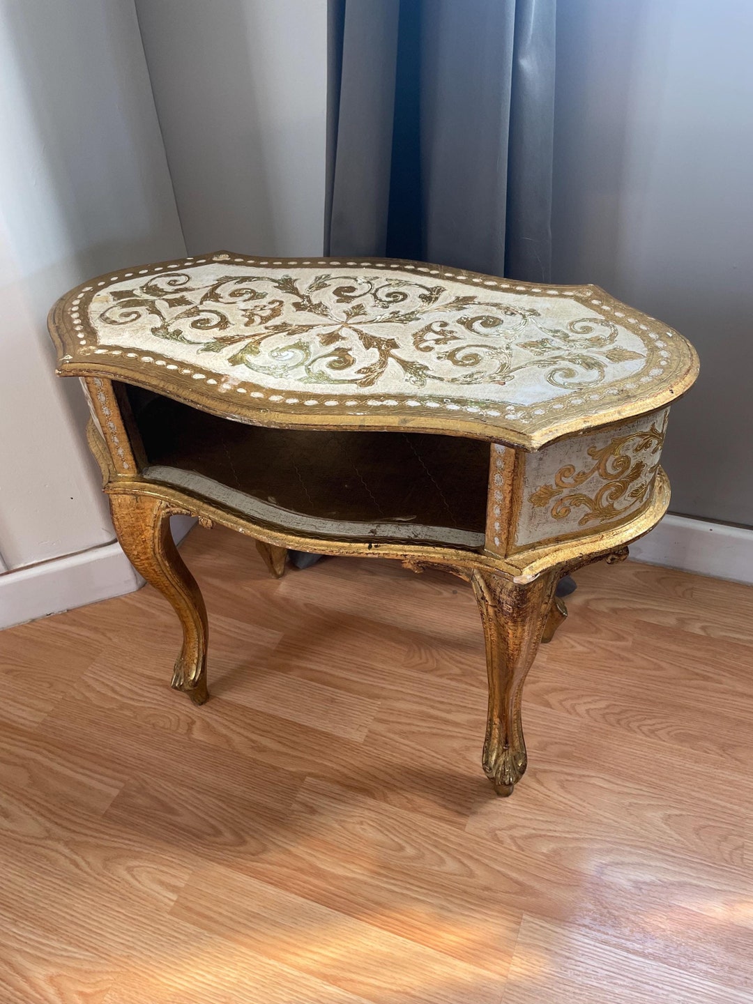 Vintage Italian Giltwood End Table - Hand-painted Ornate Design, 26 ...