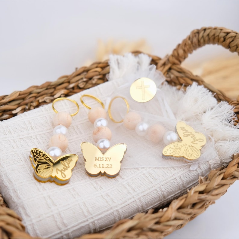 Quinceañera Keychain Favors Personalized | Elegant Sweet 15 & Sweet 16 ...