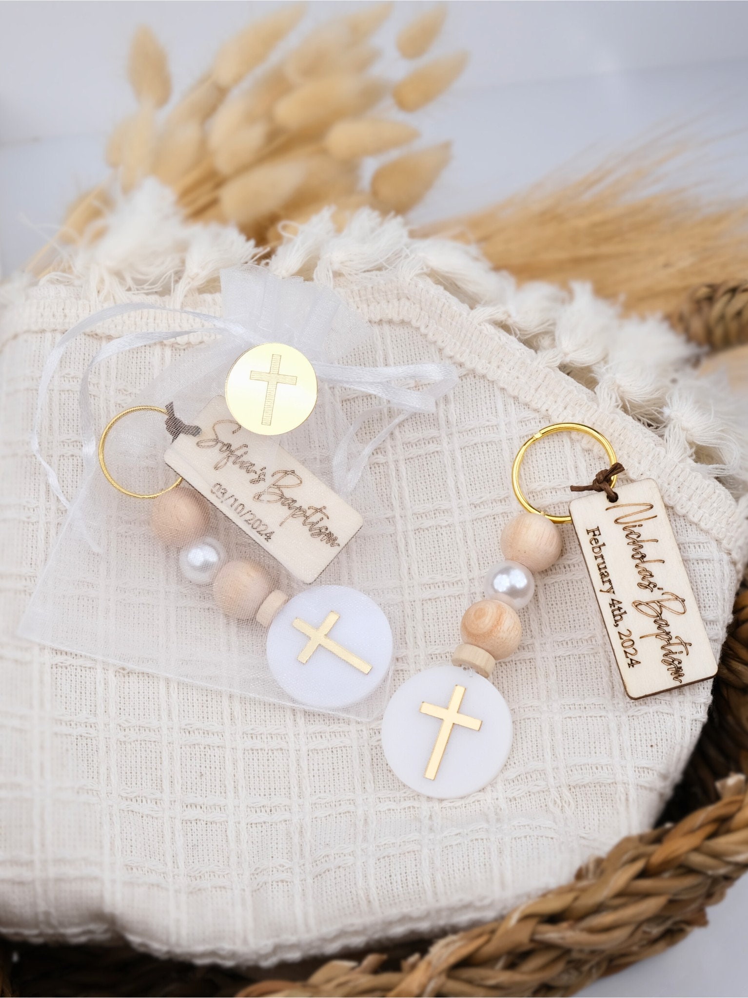 Personalized Baptism Rosary Favors, Personalized Christening Guest ...