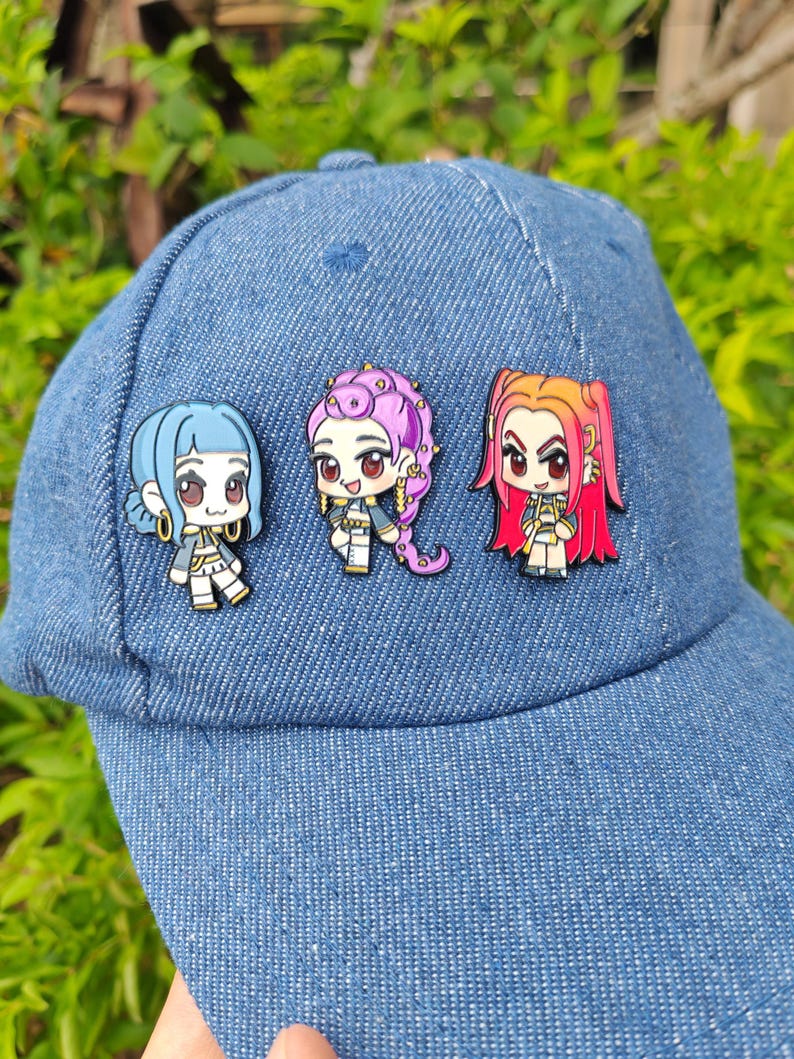 Anime Character Enamel Brooch Pin, Kawaii Badge for Clothes, Bags ...