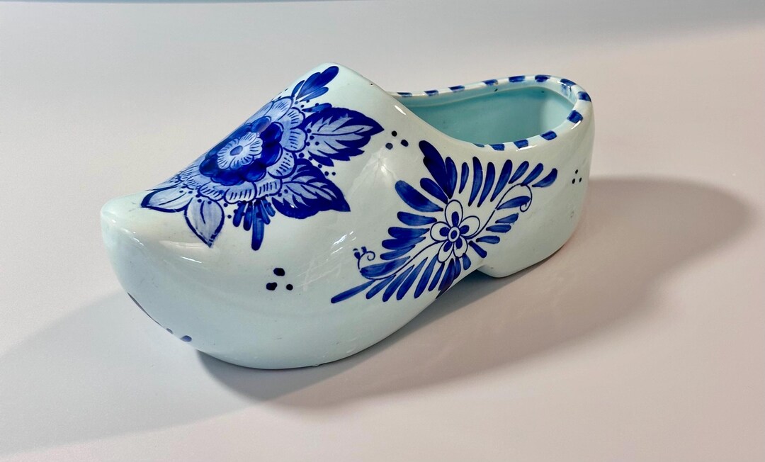 Vintage 1960’s Handpainted Delft Blue Ceramic Dutch Clog Shoe Figurine ...
