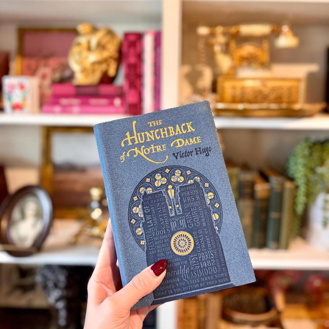 The Hunchback of Notre Dame by Victor Hugo - Flexibound Collector’s ...