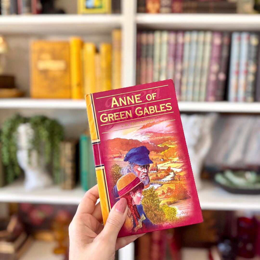 Vintage Anne of Green Gables Adaptation Hardcover – Archie Oliver ...