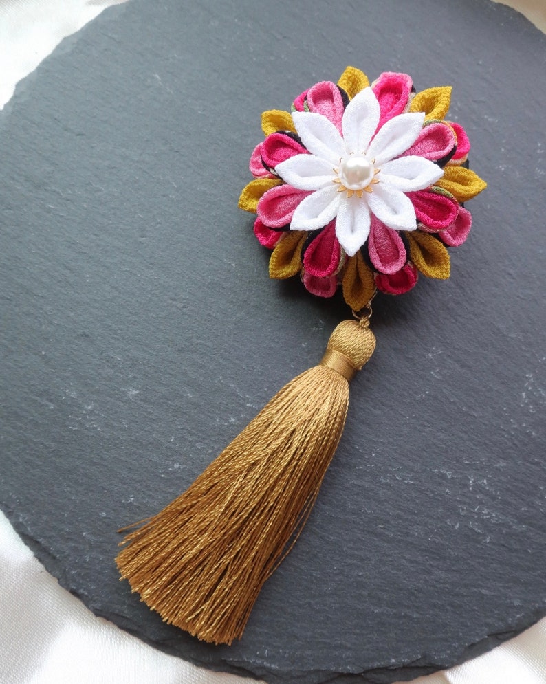 Japanese Traditional Hair Accessory / Tsumami Kanzashi / Oriental ...