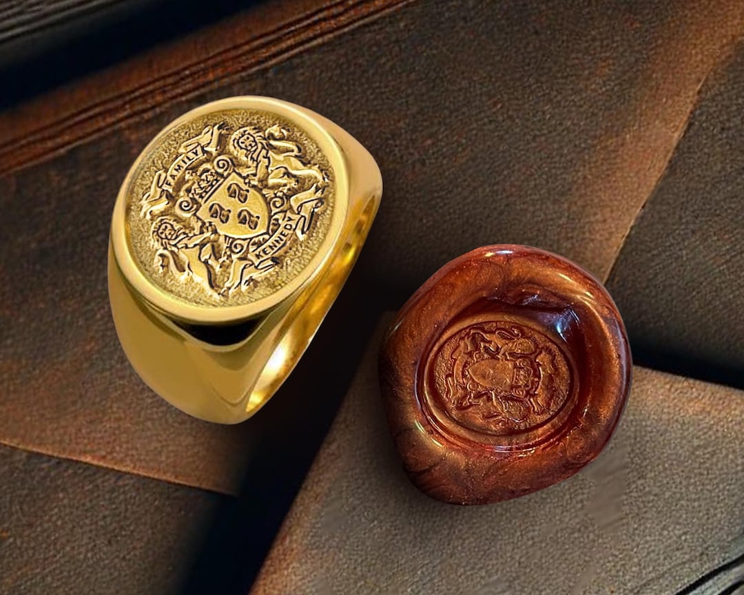Personalized Family Crest Wax Seal Ring | Custom Coat of Arms Signet ...