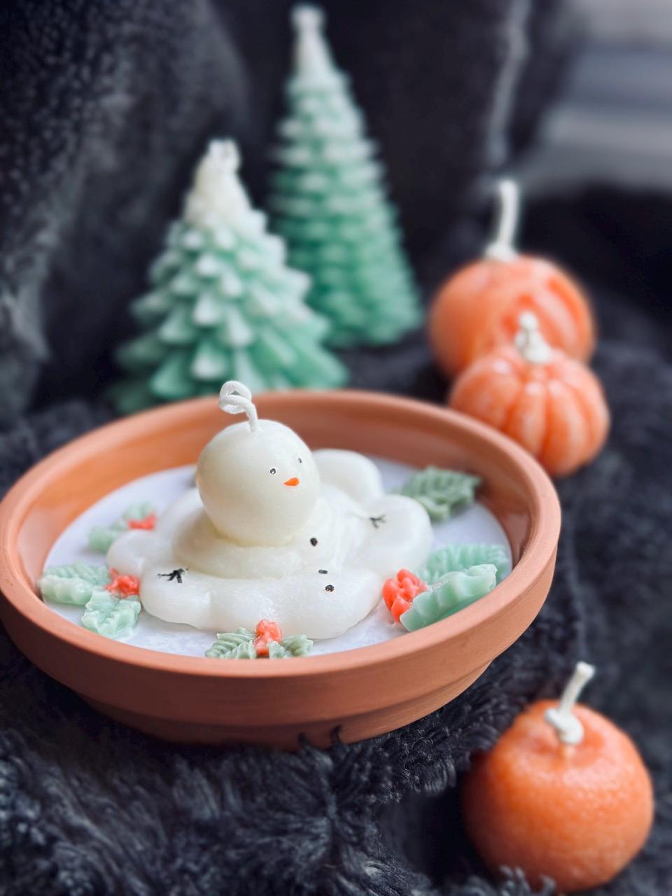 Melted Magic snowman Candle melted Snowman christmas Candle Christmas ...