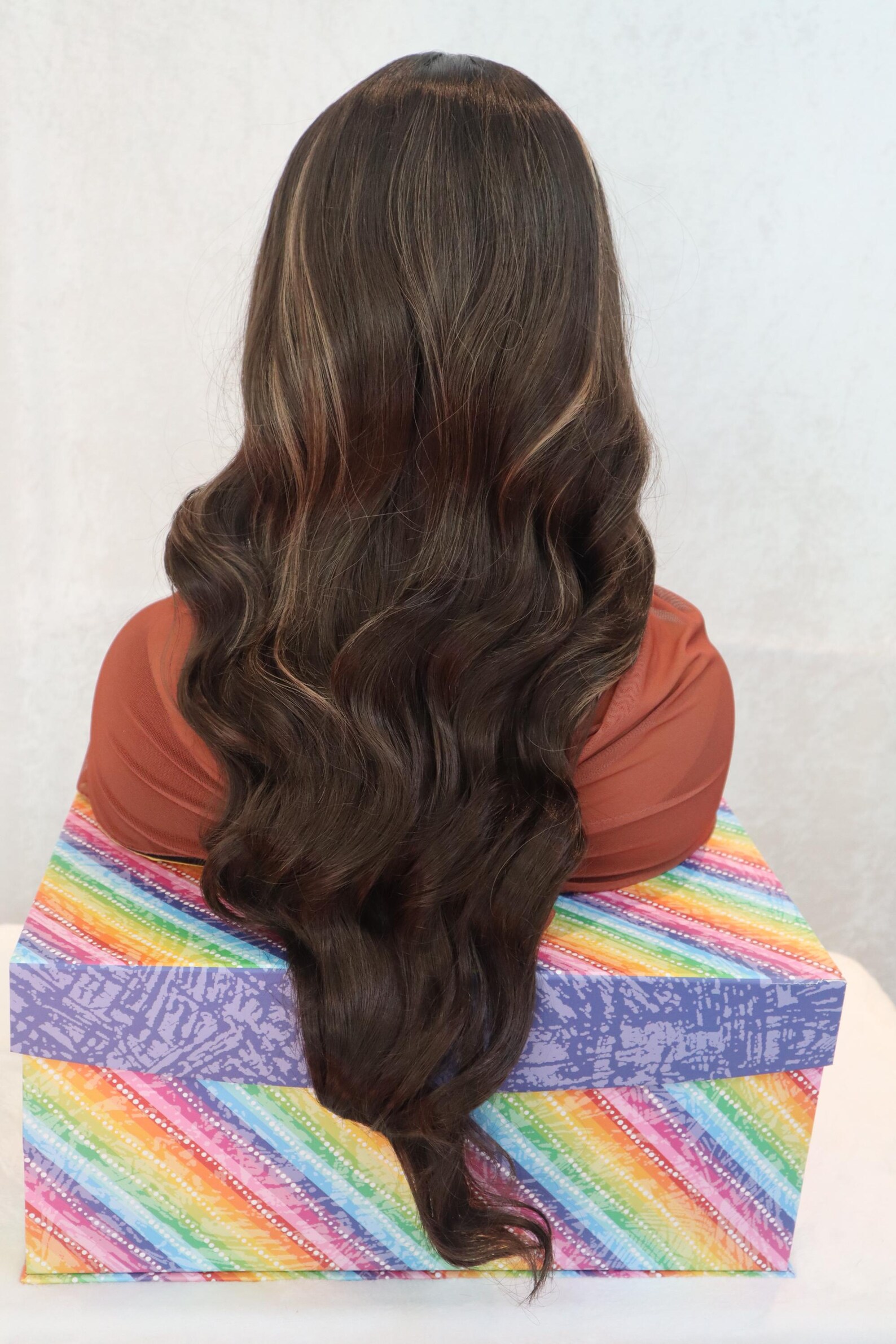Natural Dark Brown Wavy Wig With Blonde Highlights and Soft Light Bangs ...