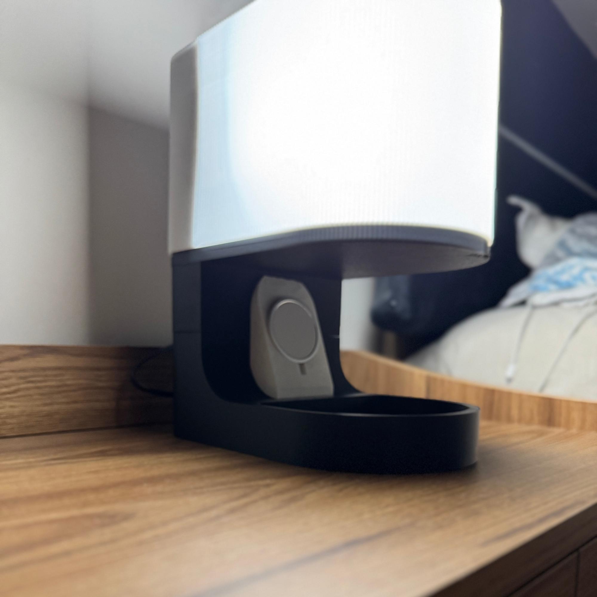 80S Retro Desklamp With Magsafe Charger, Modern Desk Lamp, Modern Light ...