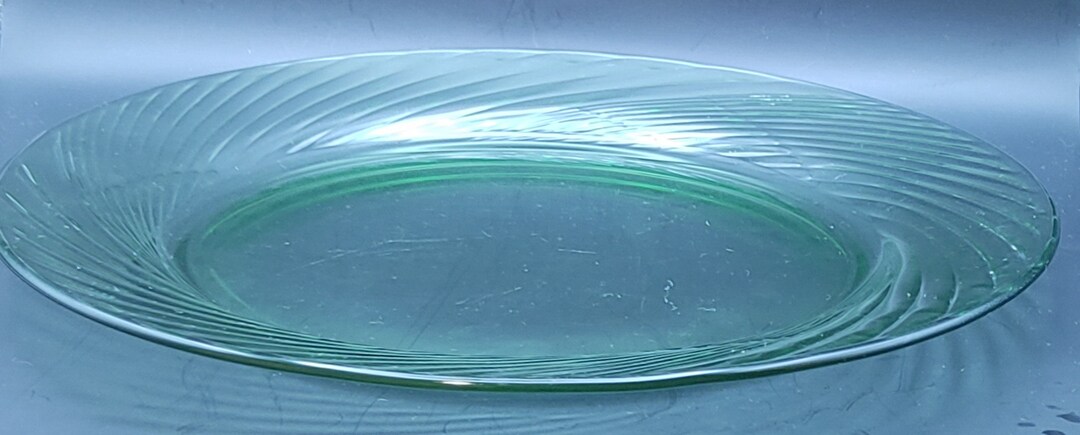 Vintage Green Pyrex Festiva Swirl 12” Round Serving Platter - Mid ...