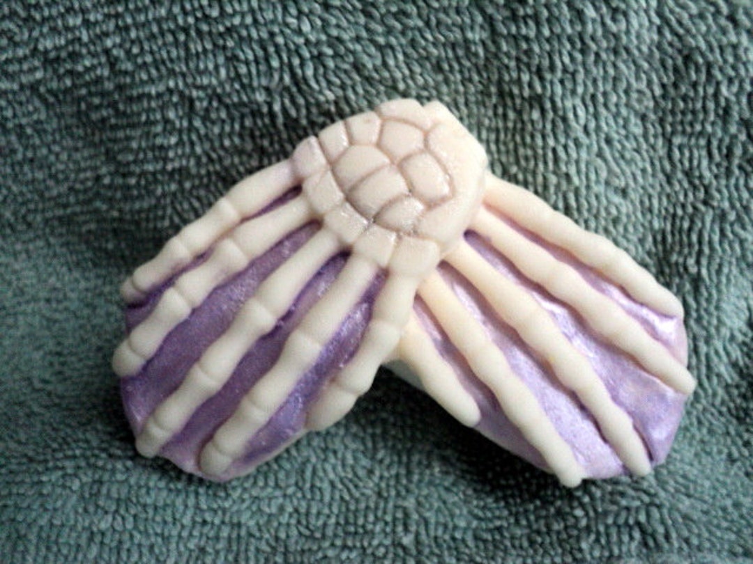 Skeleton Hands Soap - Skeleton, Hands, Bones, Halloween, Party Favor ...