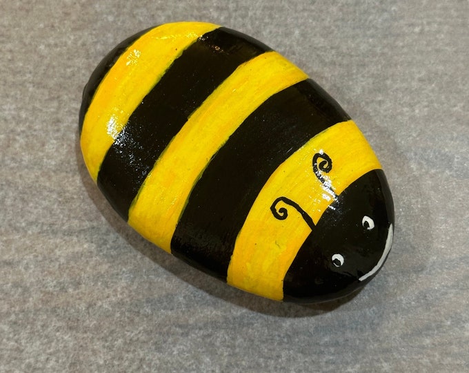 Bumblebee Painted Rocks - Etsy