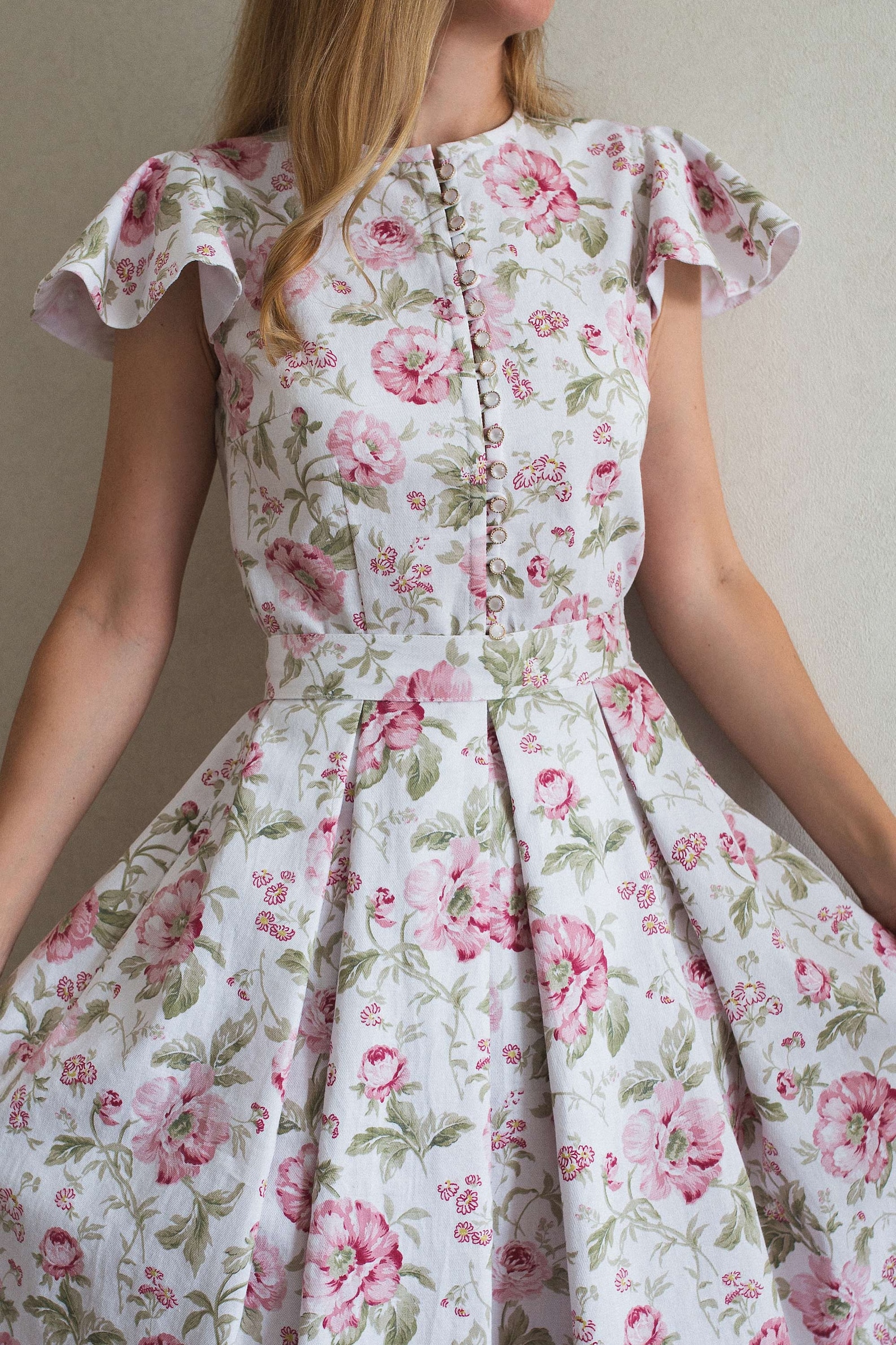 Flutter Sleeve Sewing Pattern for Wedding Guest Dress | Beginner Sewing ...