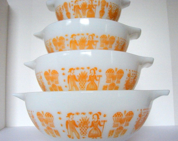Rare and Vintage Pyrex Orange Yellow Butterprint Cinderella Complete ...