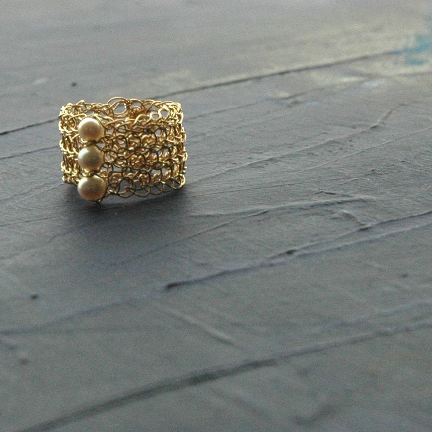 PEARL PEARL ring Wire crochet GOLD ring Textile jewelry | Etsy