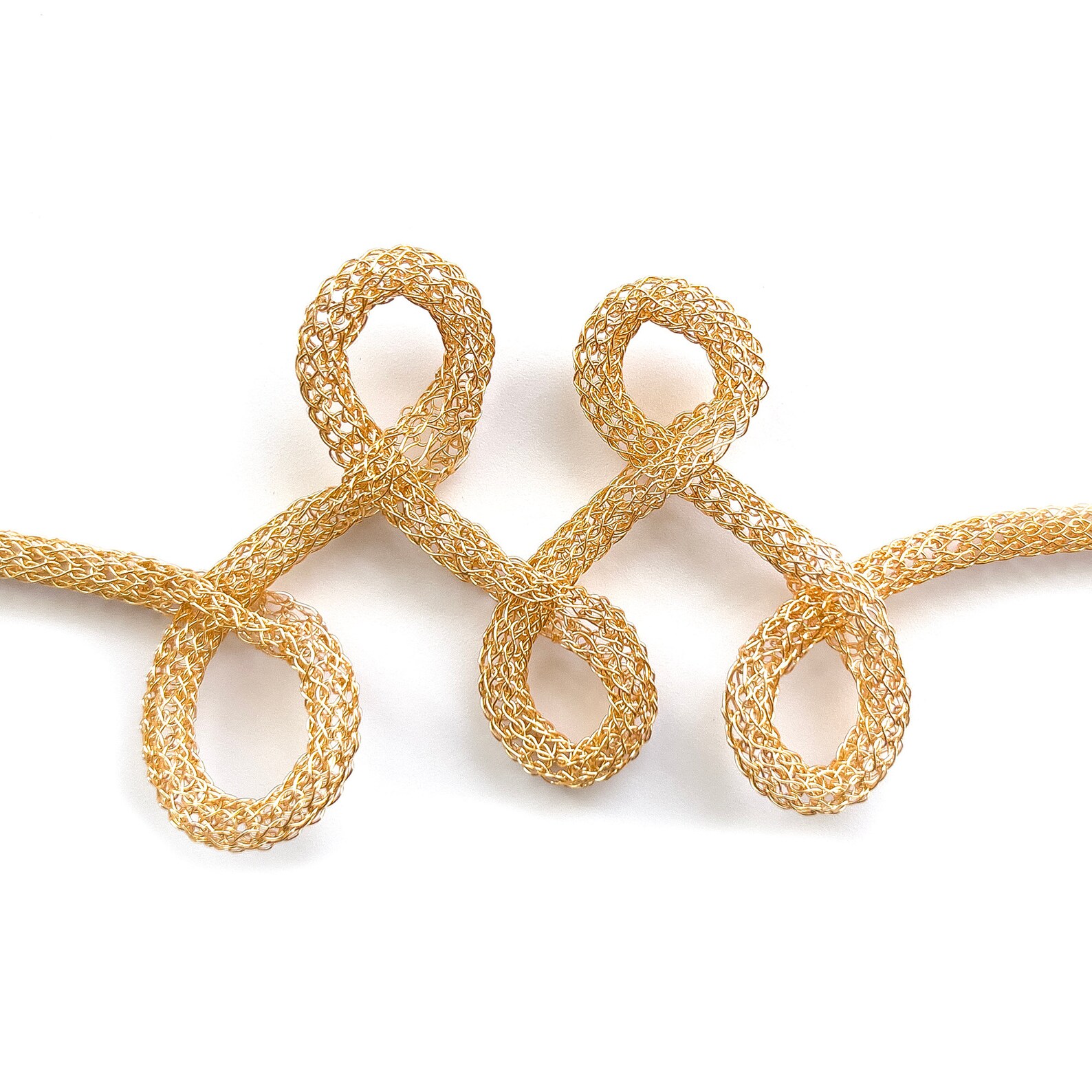 CURSIVE - Crochet With Wires Necklace Pattern - Unique Wire Crochet ...