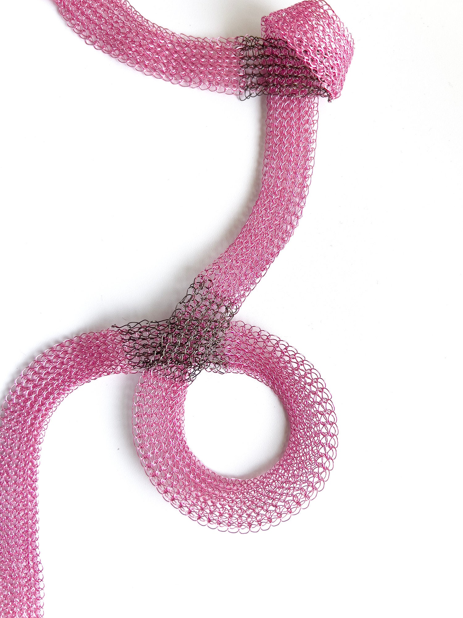 CURSIVE - Crochet With Wires Necklace Pattern - Unique Wire Crochet ...