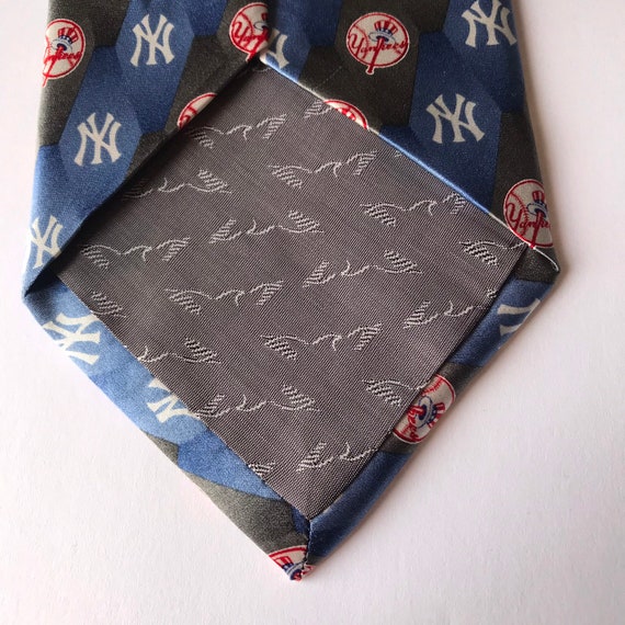 New York Yankees Tie by Eagles Wings - Gem