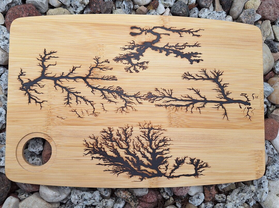 Cutting Board With Fractal Burn Design, Perfect as a Gift | Lichtenberg ...