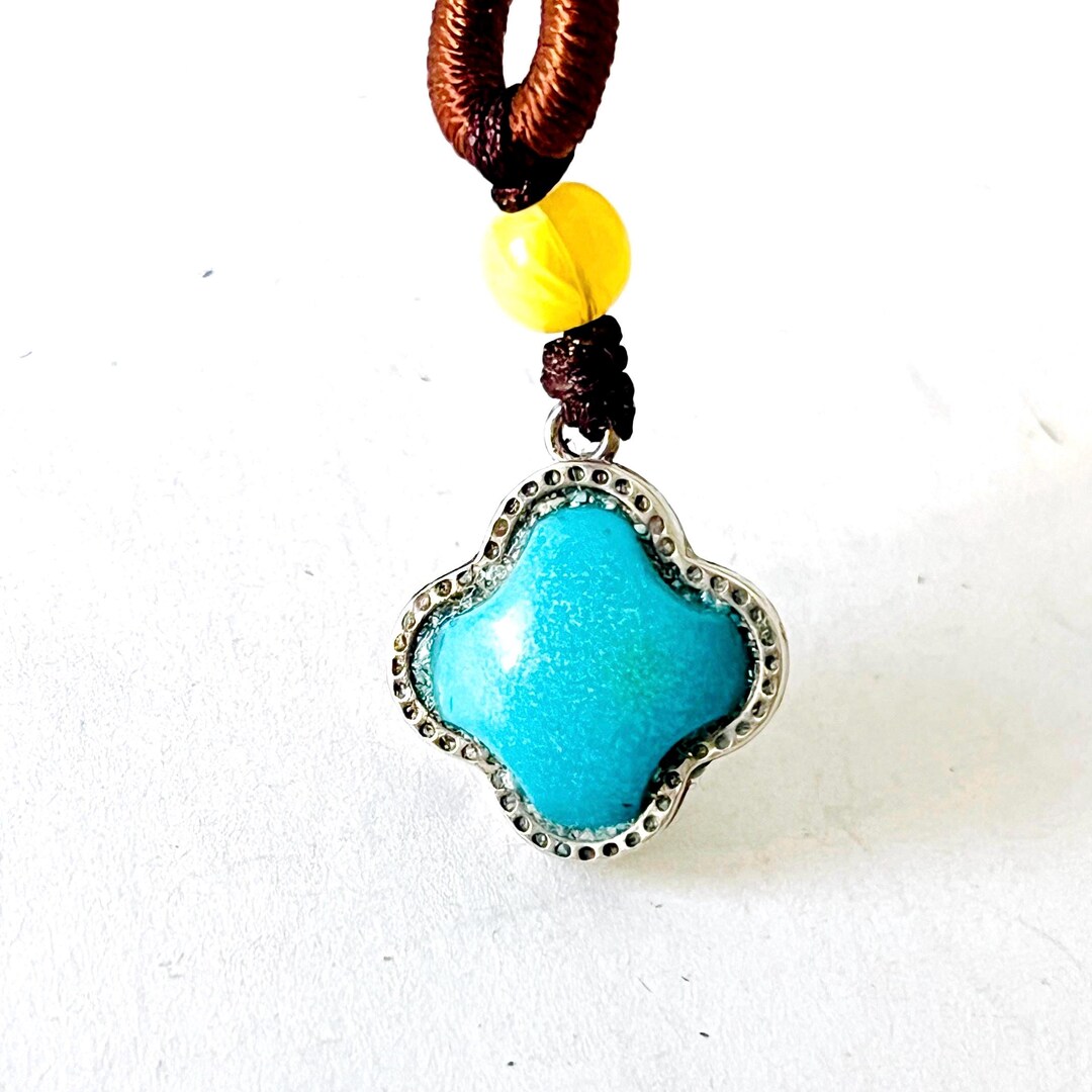 Handcarved Turquoise Four Leaf Clover Pendant,natural Gemstone ...